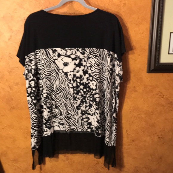 Ruby Rd. | Tops | Ruby Rd Black And White Tunic With Sheer Bottom | Poshmark